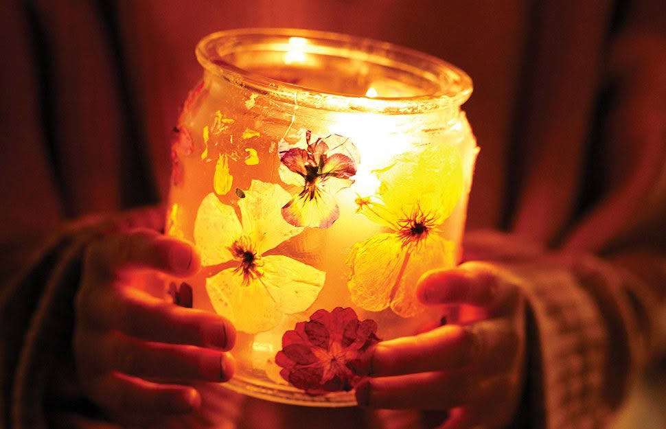DIY: Pressed Flower Lantern